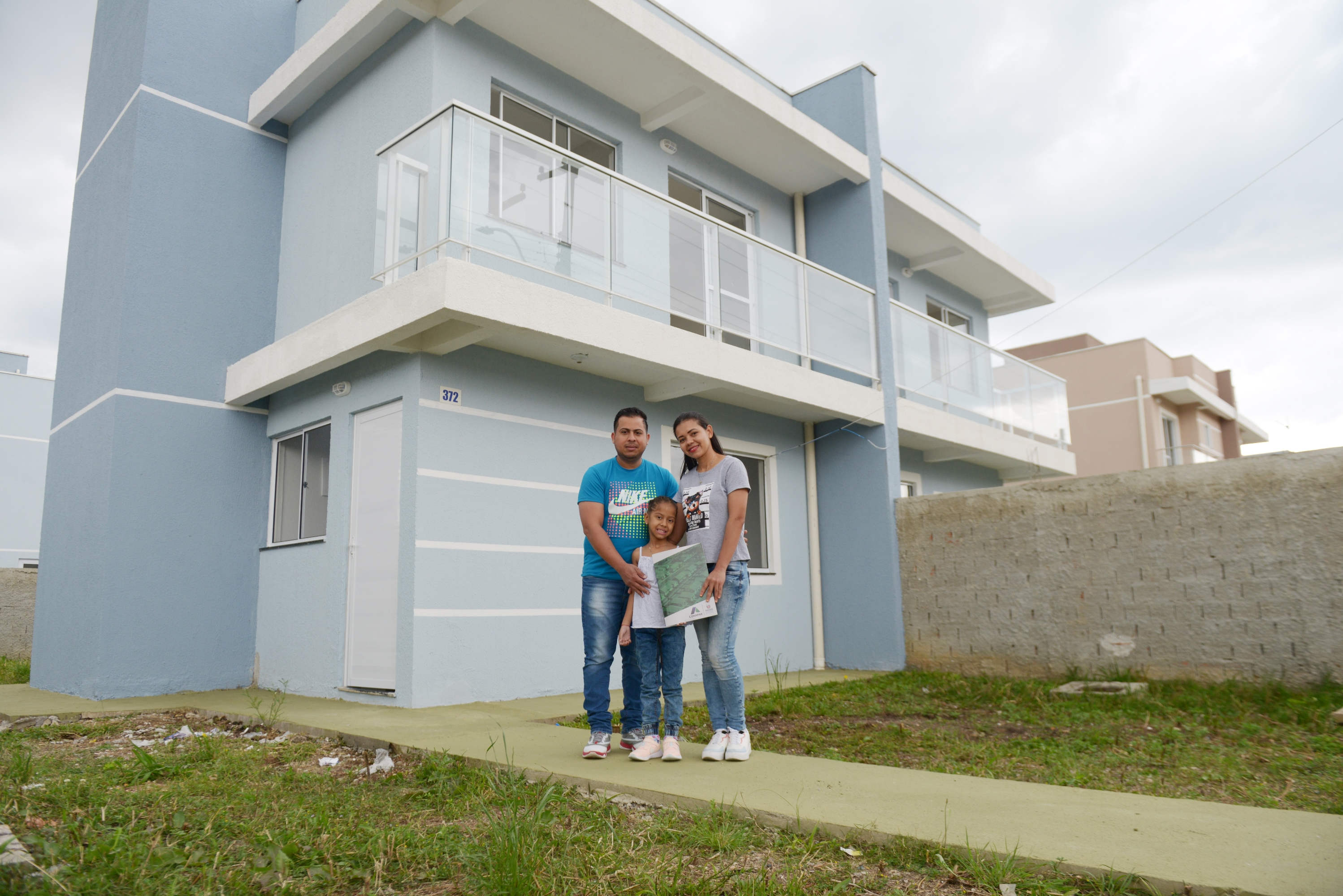 Em menos de dois anos, Governo do Paraná ajuda 30 mil famílias a ...